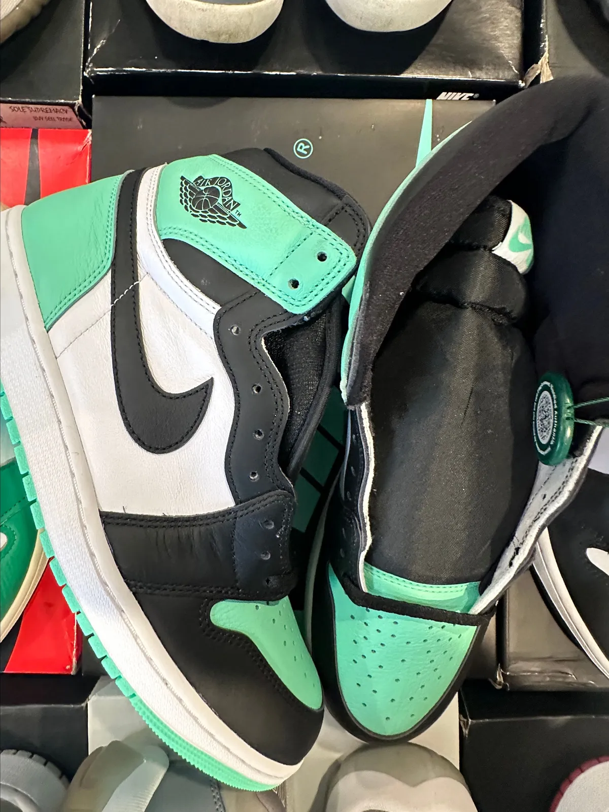 Jordan 1 high Green Glow · Whatnot: Buy, Sell & Go Live