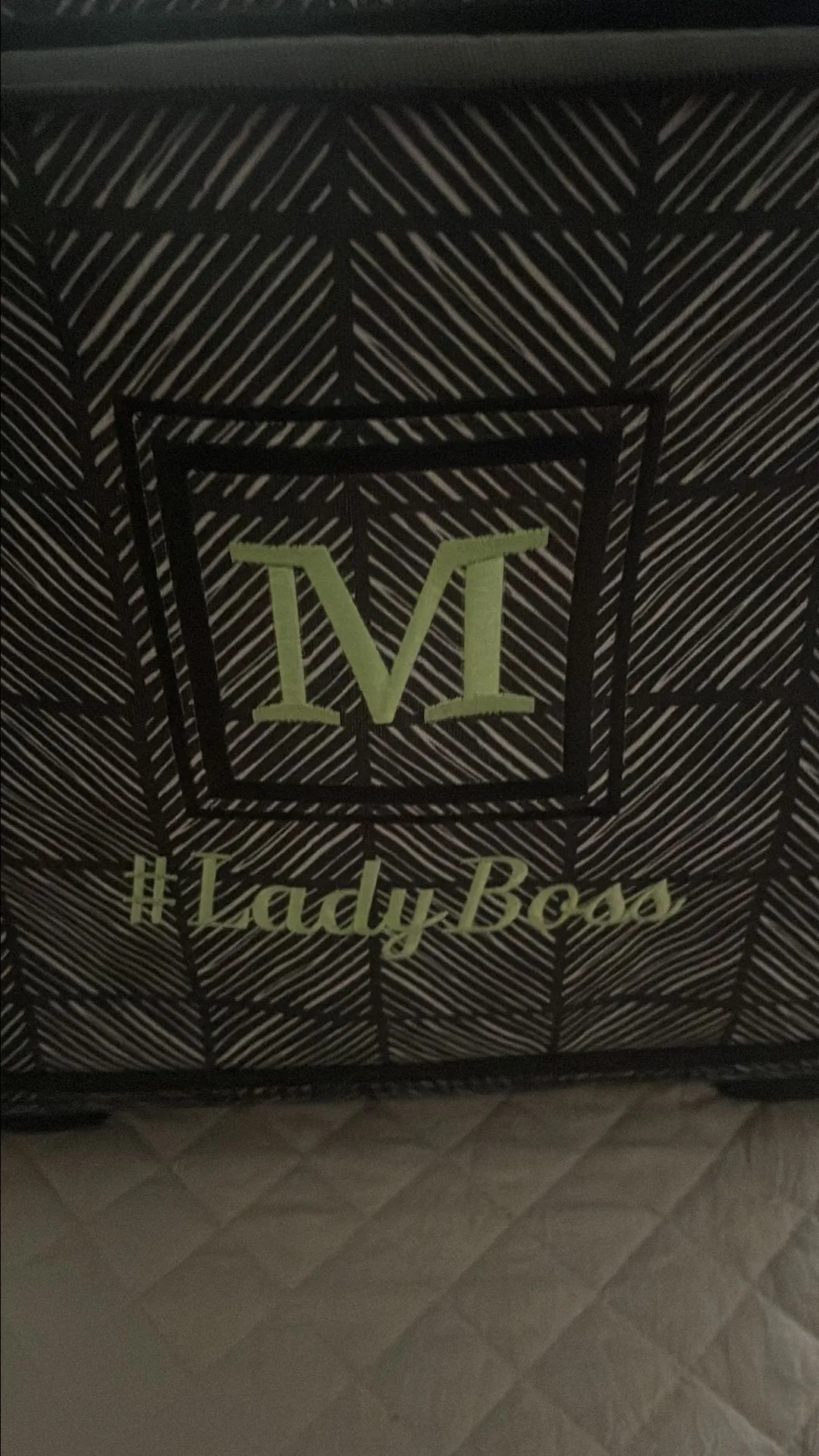 Thirty One rolling tote · Whatnot: Buy, Sell & Go Live