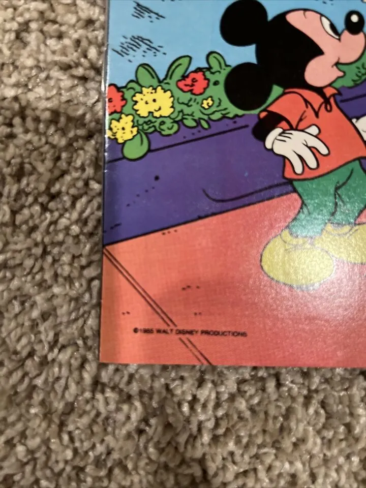 Mickey and Goofy explore the EXXON Epcot Unvierse of Energy 1985 comic ...