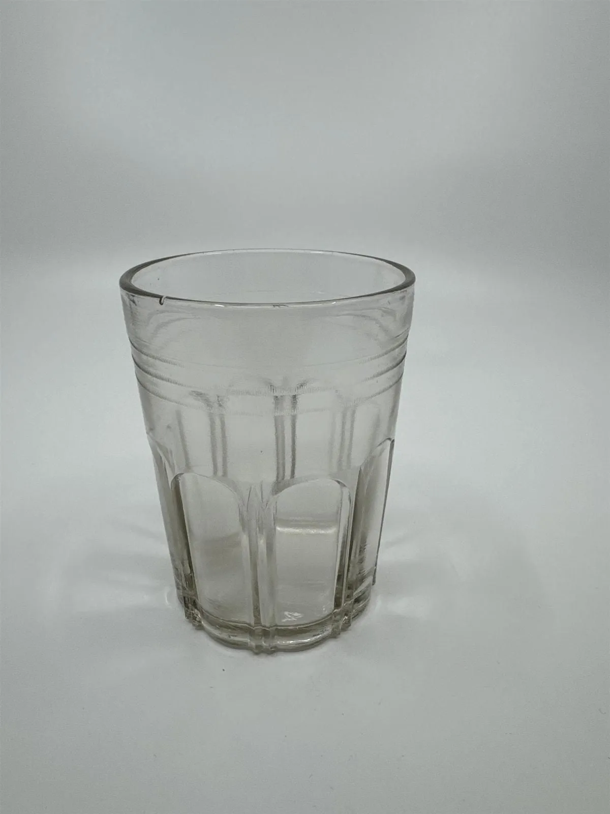 Vintage Unmarked Arcade-Style Crystal Glass Catch Cup Ice Glass Coffee ...