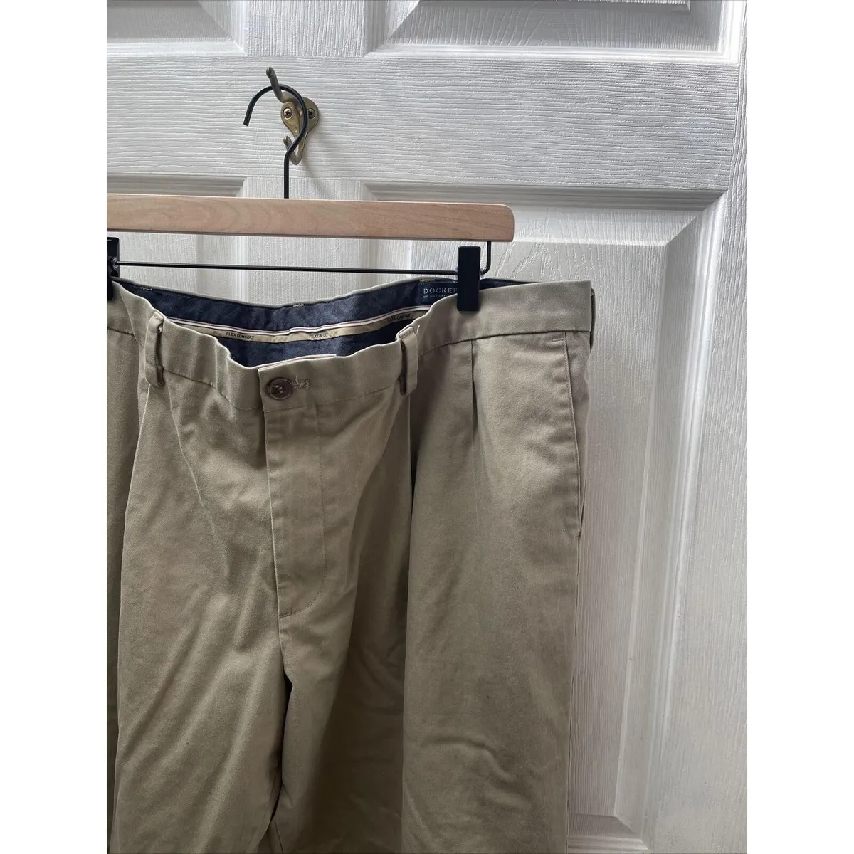 Dockers Pants Men's 42x30 Brown Straight Fit Flex Comfort Khakis ...