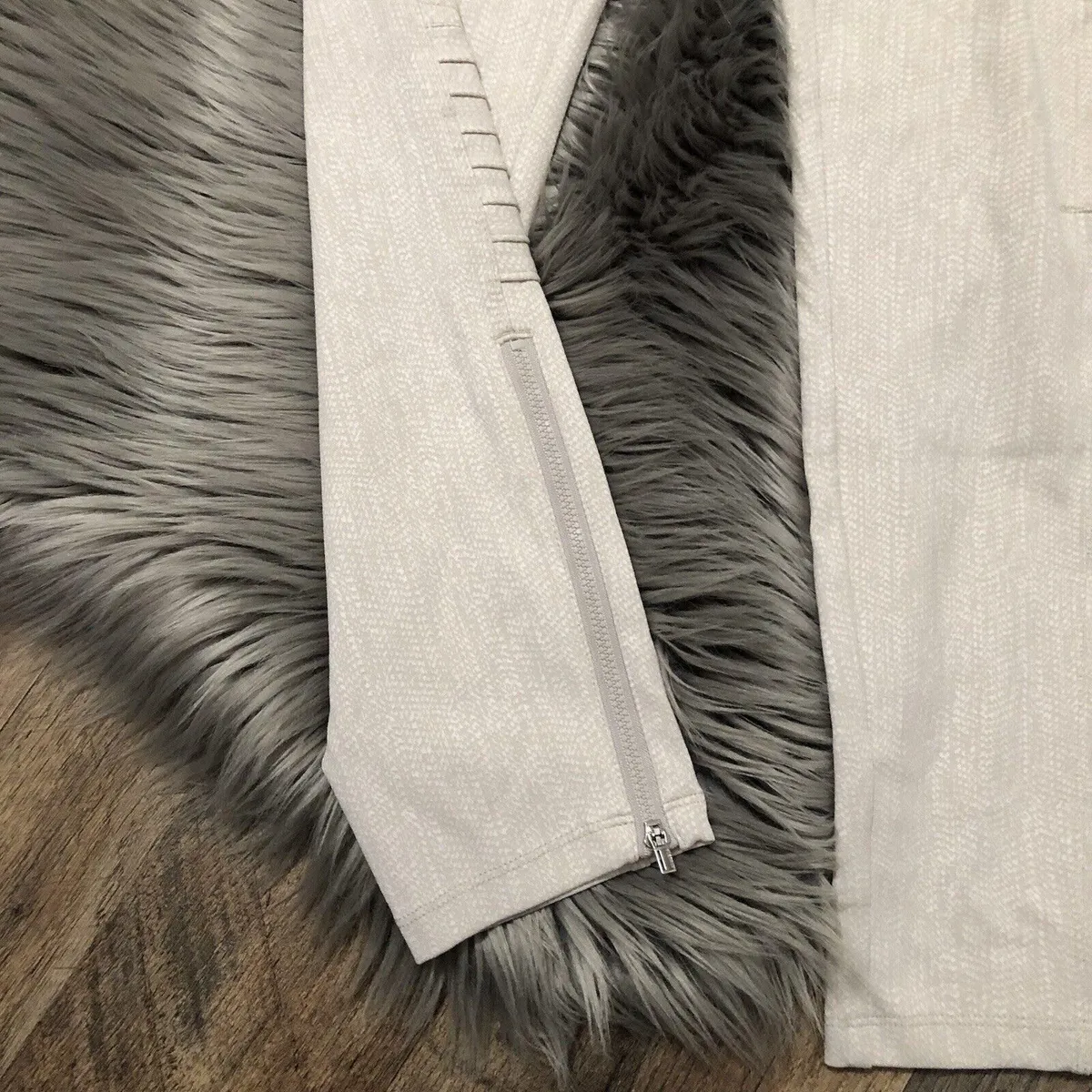 Athleta Size Large Braiden Cream Delancey Textured Moto Tight Leggings ...