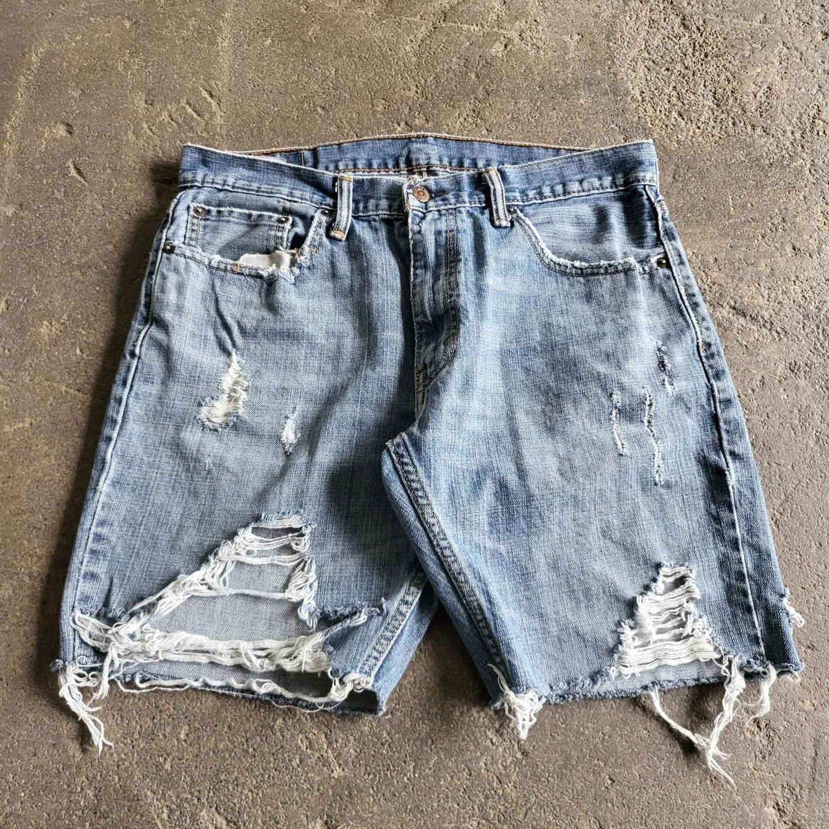 Levi's Cut Off Shorts Size 32 Blue Faded Denim Bermuda Jorts Grunge 9 ...