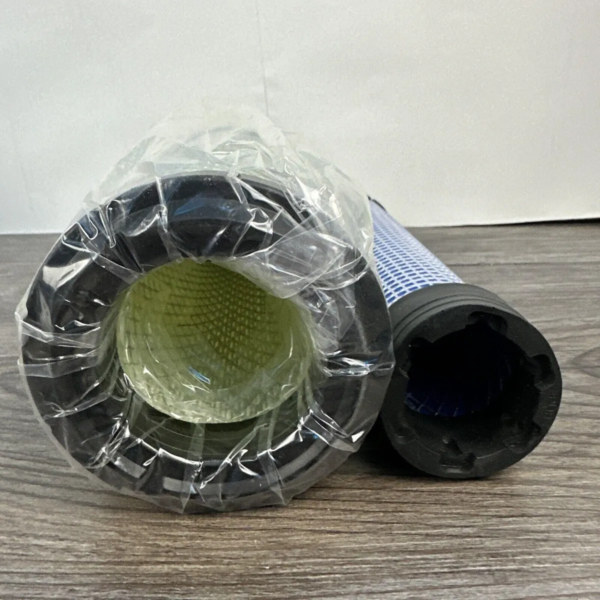 Donaldson P821575 + P822858 Air Filter Set FPG05 · Whatnot: Shop, Sell ...