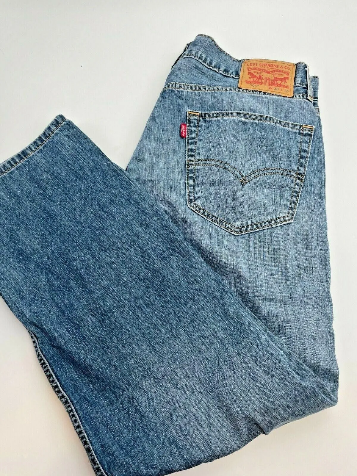 Levi 505 Straight Leg Regular Fit Faded Denim Jeans 36x30 · Whatnot ...