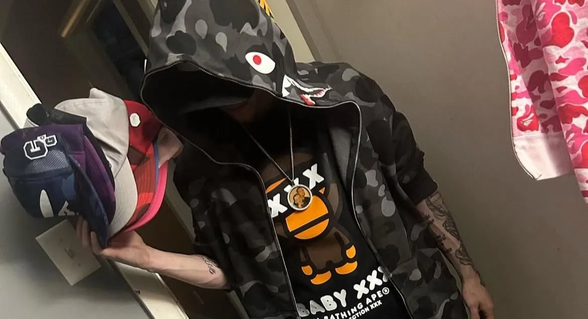 cbarth · Bape King · Shows · Whatnot: Shop, Sell, Connect